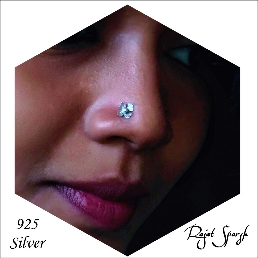 Silver Flower Nose pin